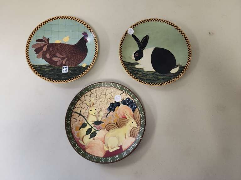 2 Lenox/Warren Kimble Barnyard Animal plates & painted rabbit/fruit plate