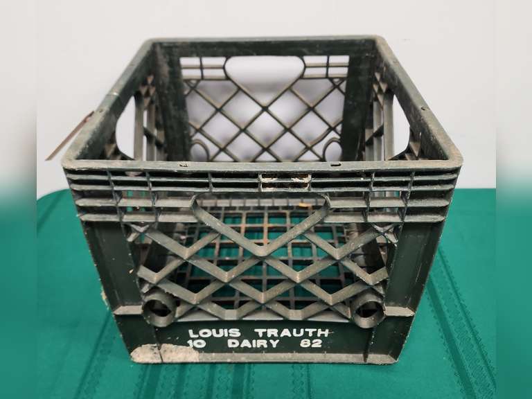 Louis Trauth Milk crate