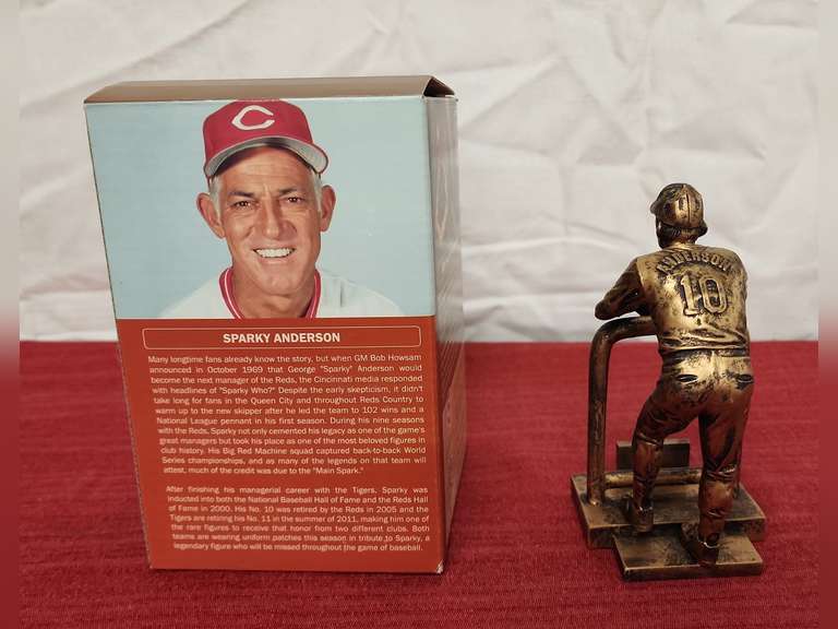 Cincinnati Reds Sparky Anderson bronze statue - Northern Kentucky ...