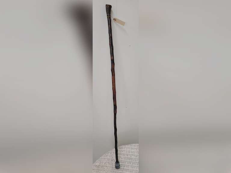 Crooked stick walking stick - 36in - Northern Kentucky Auction, LLC