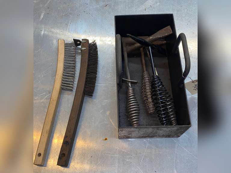 Welding chipping hammers, wire, brushes, and box - Northern Kentucky ...