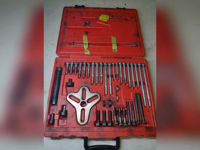 Snap-on Bolt-Grip Puller Set. - Northern Kentucky Auction, LLC