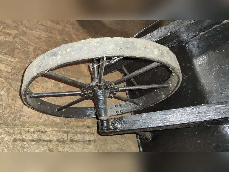 Old Wheel Barrel with Steel Wheel - Northern Kentucky Auction, LLC