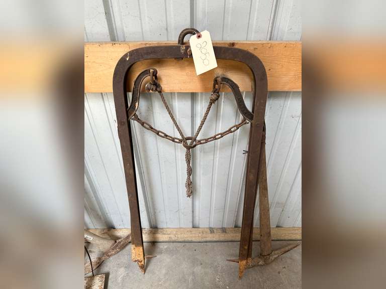 Antique Hay fork - Northern Kentucky Auction, LLC