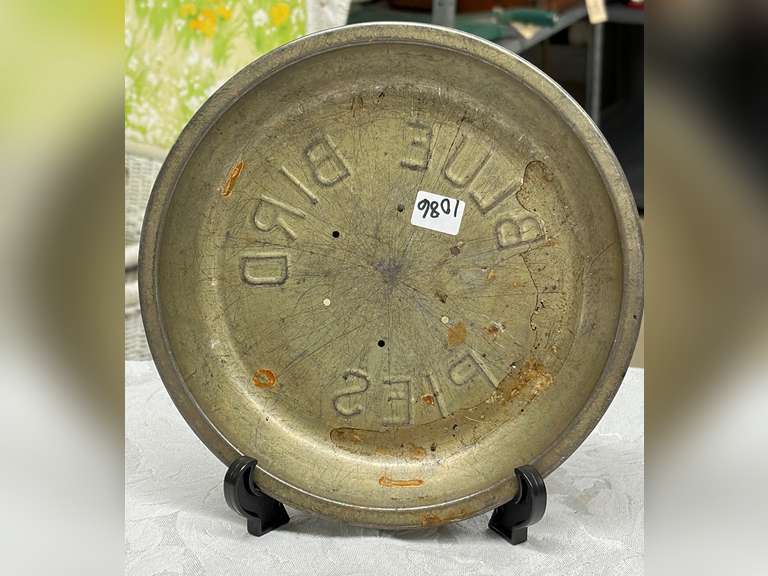 Blue Bird Pies Pie Pan
