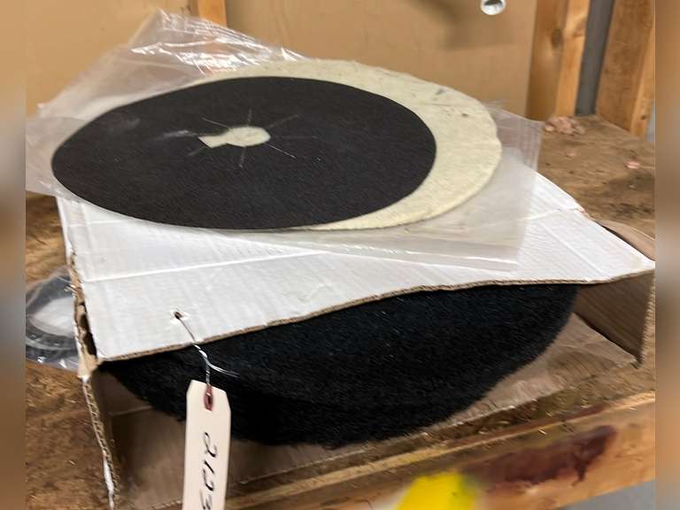 Floor sander discs - Northern Kentucky Auction, LLC