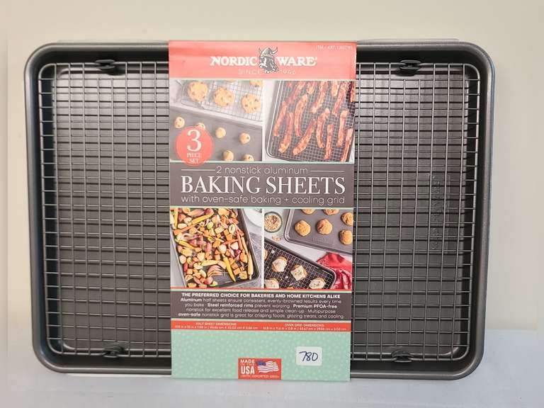 Baking Sheet and Cooling Grid - Northern Kentucky Auction, LLC