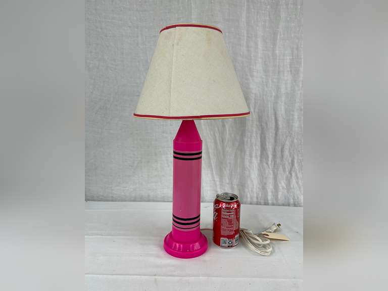 Crayola Crayon Lamp - Northern Kentucky Auction, LLC