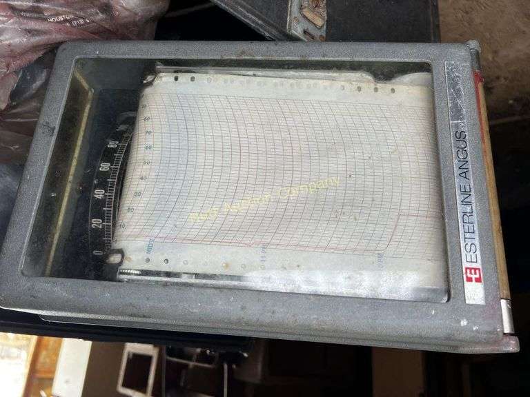 Esterline Angus chart recorder with case - Nutt Auction