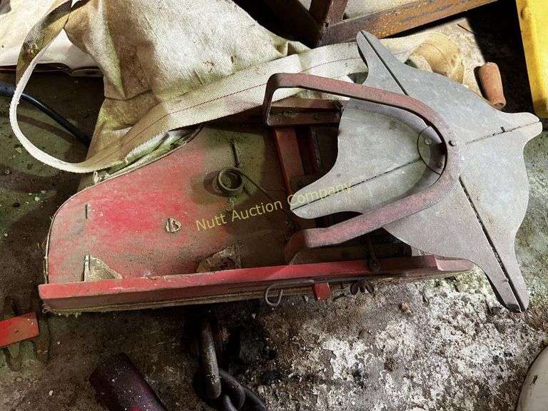 Electric yard tools - Nutt Auction