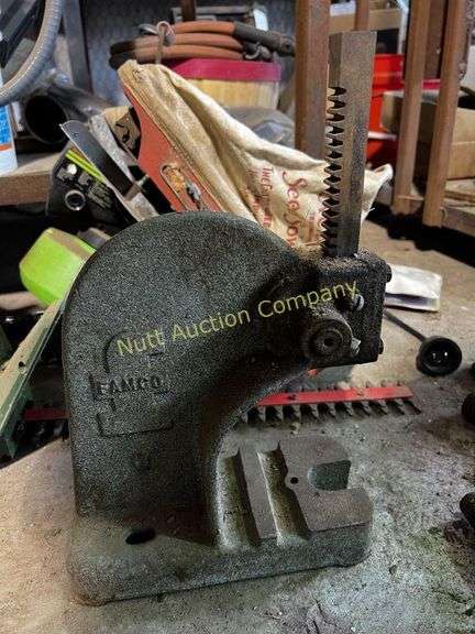 Famco arbor press - Nutt Auction