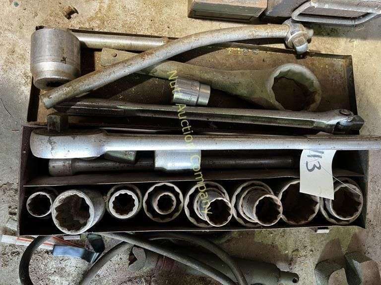 Craftsman heavy duty socket ratchet set 1” - Nutt Auction