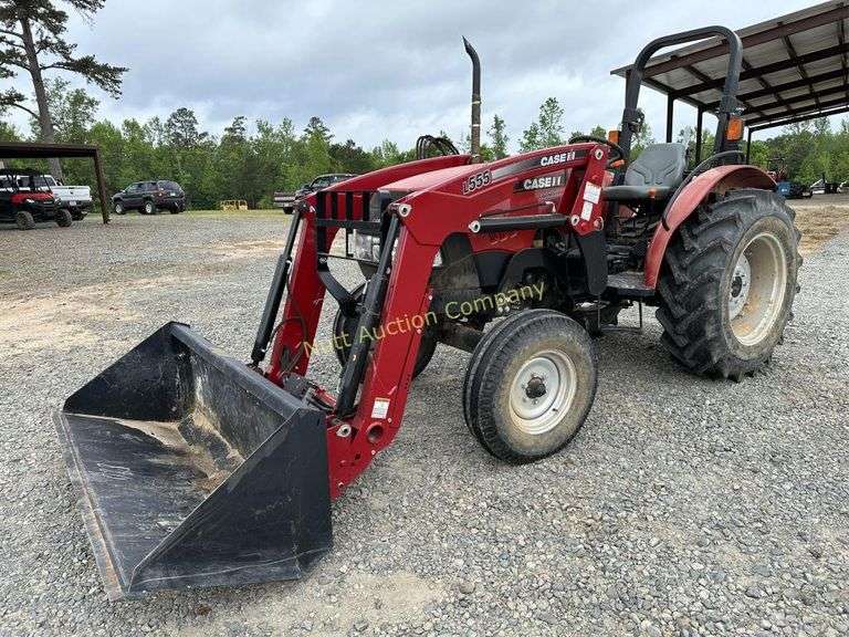 Case Int'l Farmall Tractor 70A 2017 MDL Diesel - Nutt Auction