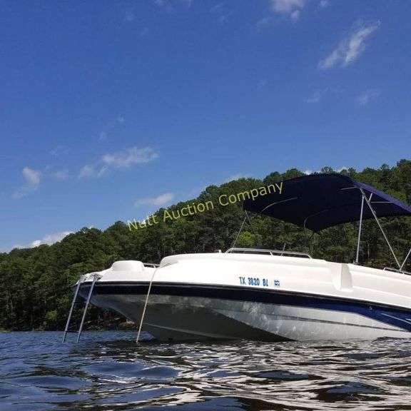 2002 StarCraft 23" Star deck Boat - Nutt Auction