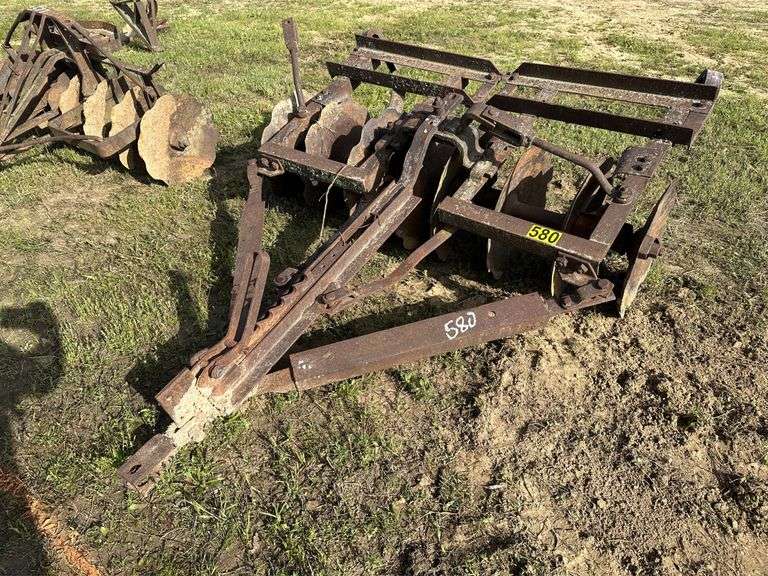 Pull Disc - Nutt Auction