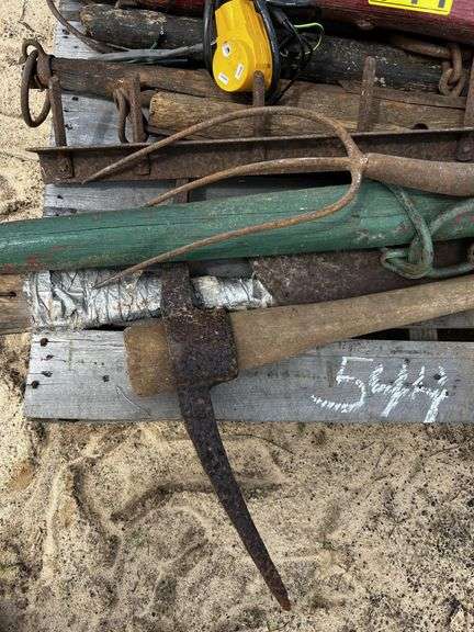 Misc. Tools, Oxen Yokes, Single Trees - Nutt Auction