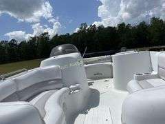 2002 StarCraft 23" Star deck Boat - Nutt Auction