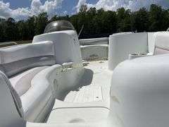 2002 StarCraft 23" Star deck Boat - Nutt Auction