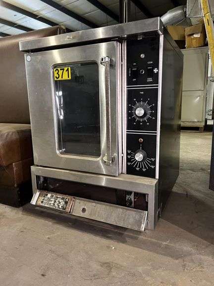 Garland TE2A-6 electric convection oven 240 volt, 3 phase - Nutt Auction