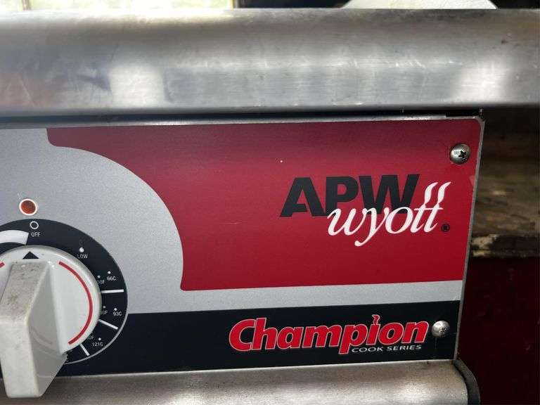 Champion APW Wyott elec griddle - Nutt Auction