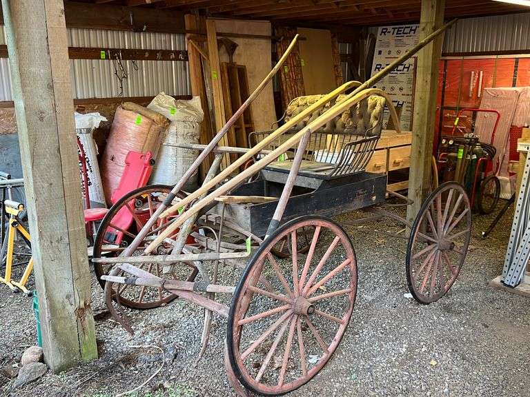 Runabout Vintage Horse Drawn Carriage by Pontiac Springworks - NW Asset ...