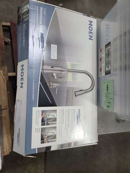 Moen Cadia 87869EWSRS Motion Sense Wave Pull Down Kitchen Faucet and ...
