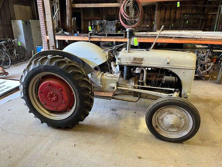 1942 Ford 2N Tractor - NW Asset Services