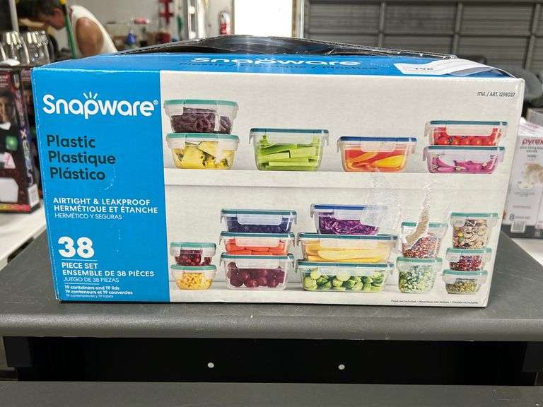 Pyrex 38pc Snapware Plastic Storage Container Set - NW Asset Services