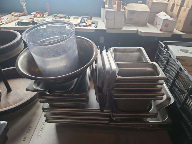 Assorted Stainless Cooking Trays - NW Asset Services