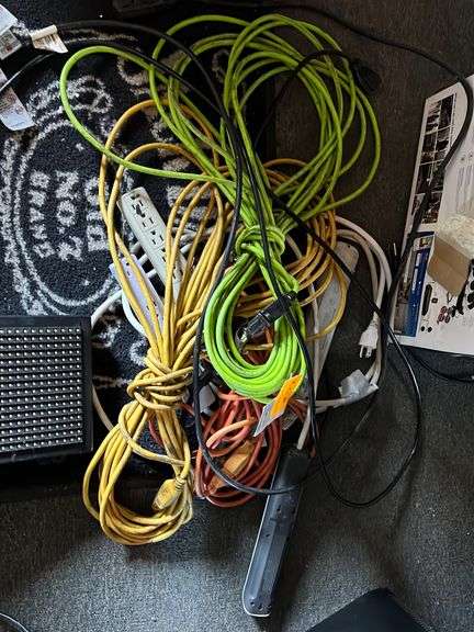 Assorted Extension Cords - NW Asset Services