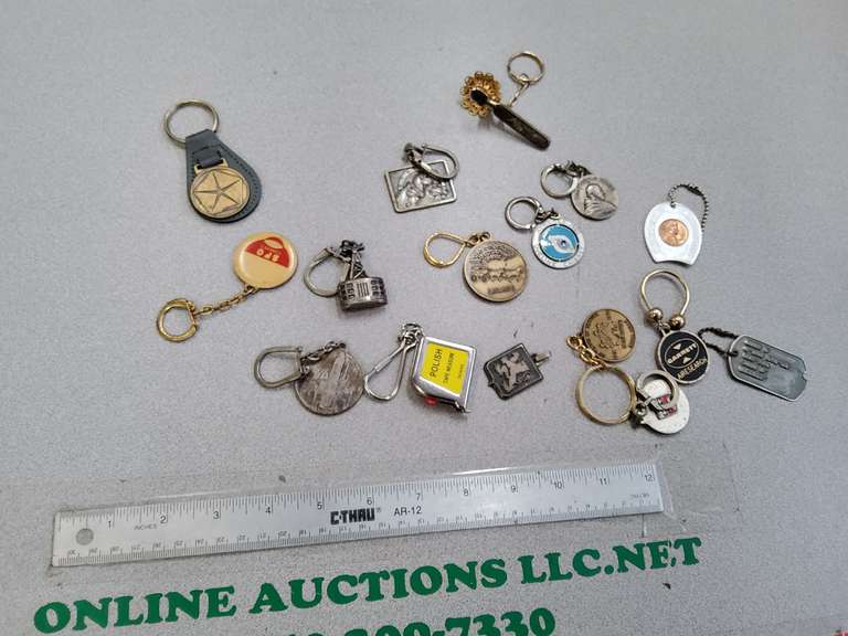 LOT OF KEYCHAINS - #1 Online Auctions LLC