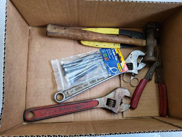 LOT OF TOOLS - #1 Online Auctions LLC