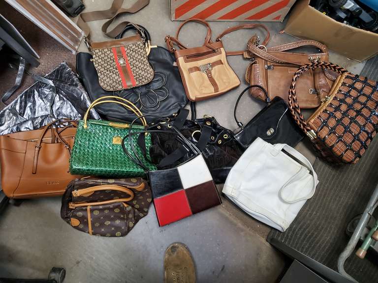 LOT OF PURSES - #1 Online Auctions LLC