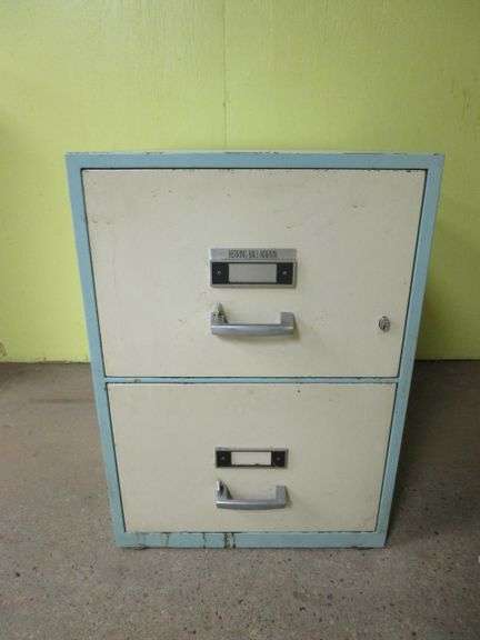 Herring-Hall-Marvin 2 Drawer Fire Proof File Safe - Oberman Auctions