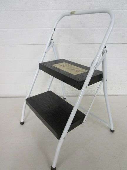Stapleton Folding Homemakers Helper Step - Oberman Auctions