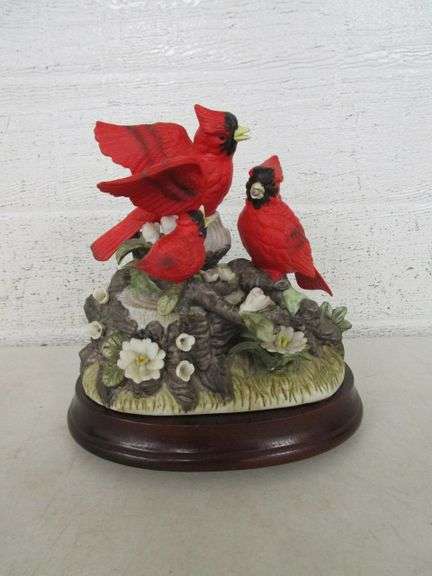 Cardinal Figural Music Box - Oberman Auctions