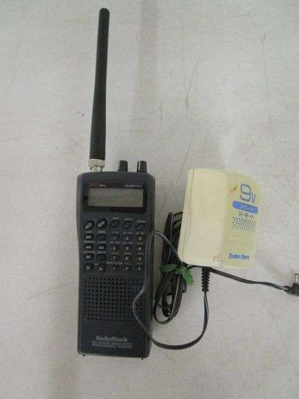 Radio Shack 150 & 200 Channel Programmable Scanners - Oberman Auctions