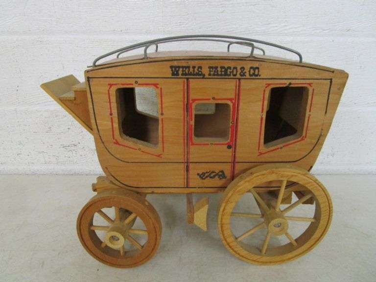Wood Wells Fargo Stage Coach Model - Oberman Auctions