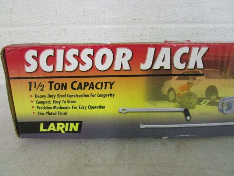 New Larin 1.5 Ton Scissor Jack - Oberman Auctions