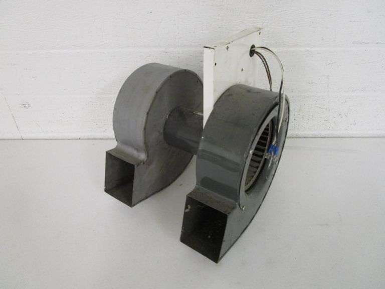 Fasco Model 71001186 Motor w/2 Squirrel Cage Fans - Oberman Auctions