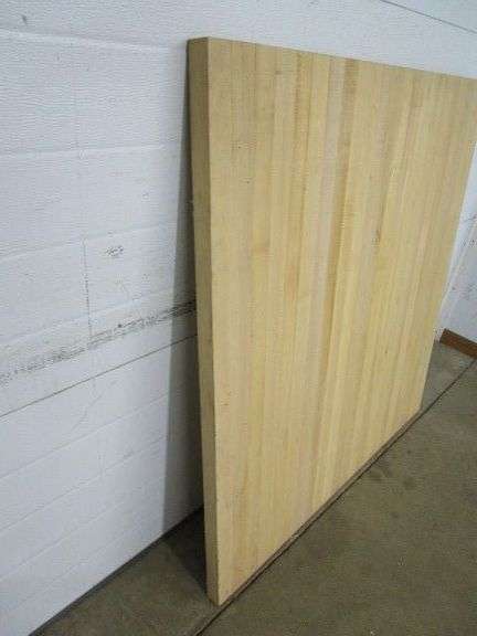 Unfinished Maple Table Top - Oberman Auctions