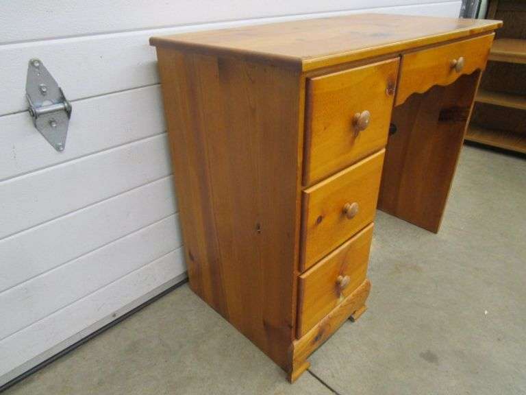 Pine 4 Drawer Student Desk - Oberman Auctions
