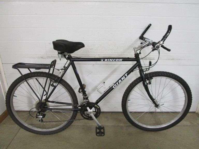 Giant Rincon 21 Speed 26" Mountain Bicycle - Oberman Auctions