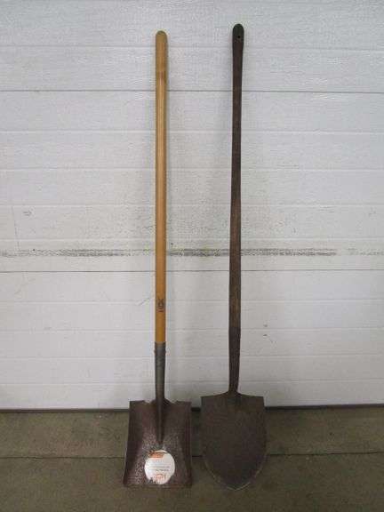 HDX Square Point Shovel & a Round Point Shovel - Oberman Auctions