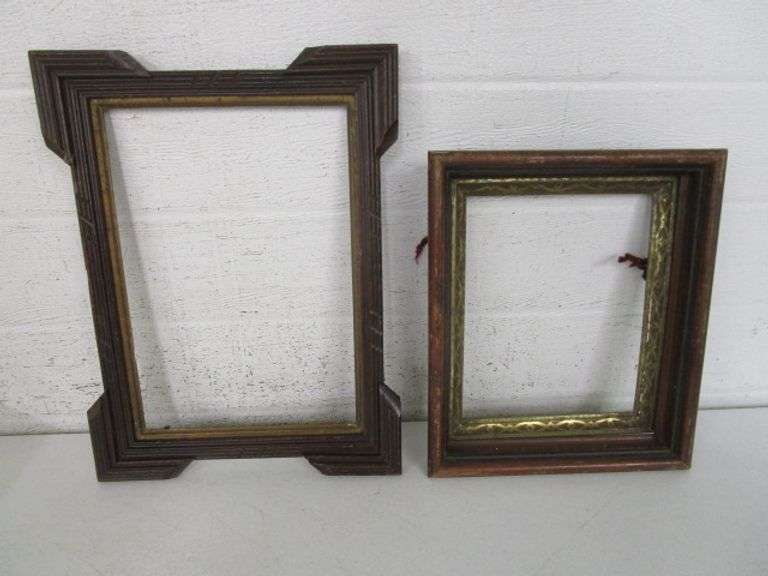 7 - Small Victorian Era Picture Frames - Oberman Auctions