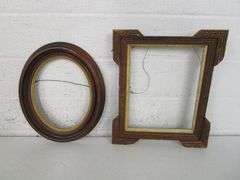 7 - Small Victorian Era Picture Frames - Oberman Auctions