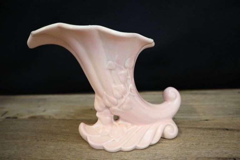 Vintage Red Wing Art Pottery 1097 Pink Cornucopia - Pacific Auctions ...