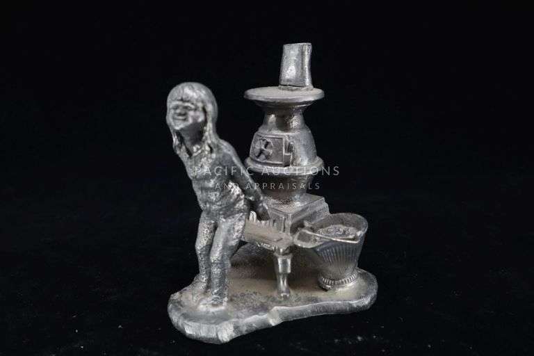 Michael Ricker Pewter Sculpture Misty, Pot Belly Stove, 4.25", 1542/ ...