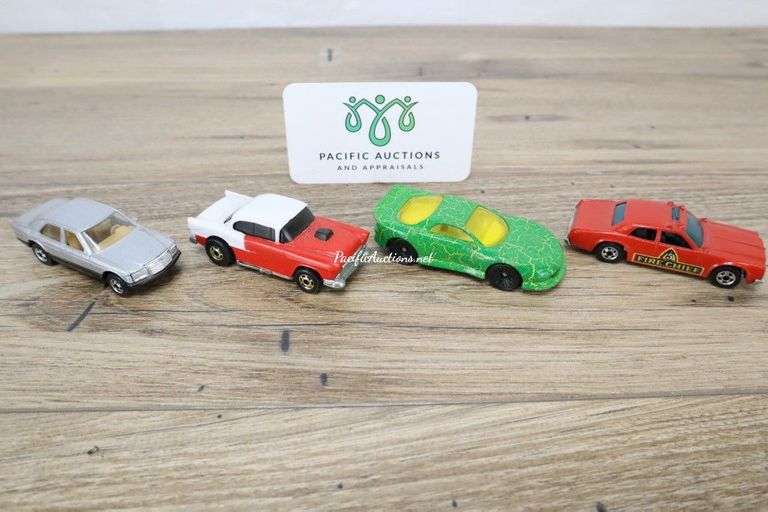 4 Hot Wheels Cars; 1981 380 Sel Mercedes, 1955 Chevy Red And White 1978 ...