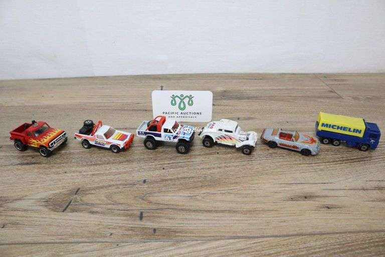 6 Matchbox Cars; 1982 Flareside Pickup, 1977 Ruff Trek, 1981 4X4 Open ...